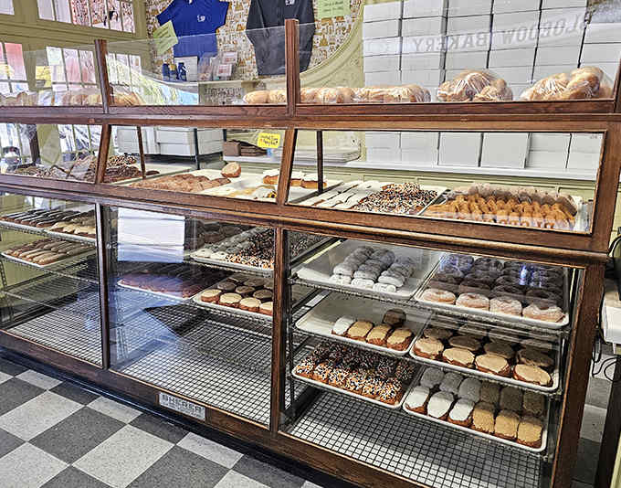Feast your eyes on this daily spread! From sprinkles to maple-glazed, the vintage case is always packed with fresh goodness.