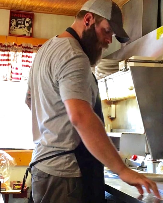 The kitchen crew works with the precision of a well-rehearsed orchestra &ndash; making culinary magic look deceptively simple.