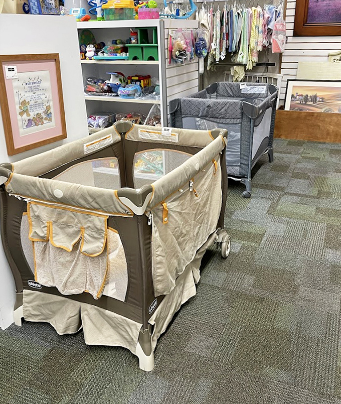 Baby gear bonanza! These gently-used cribs and playpens represent the ultimate parenting hack: why pay full price for items used so briefly?