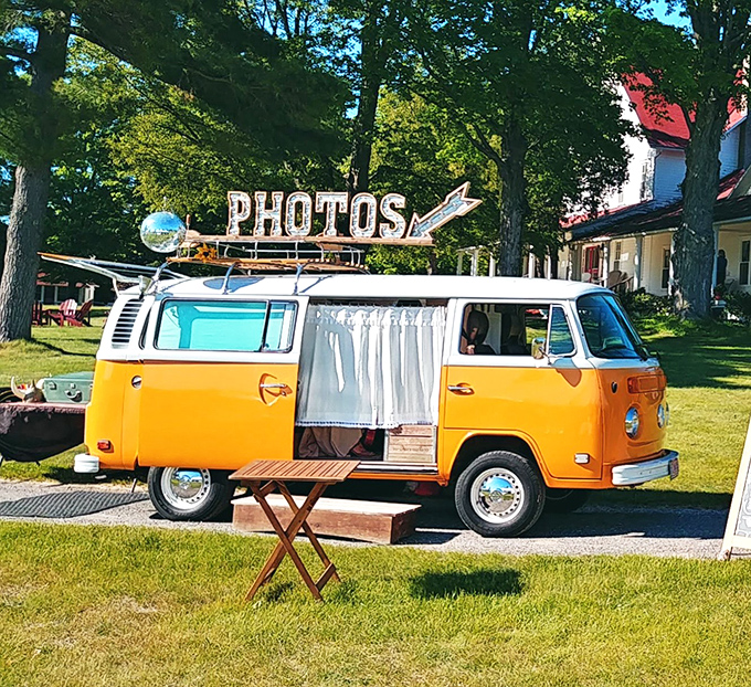 Even the photo booth embraces vintage charm – this sunny VW bus captures smiles that seem more genuine against Fountain Point's timeless backdrop.