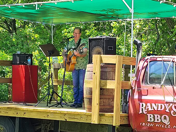 Live music adds another sensory layer to the Randy's experience – because good barbecue deserves its own soundtrack.