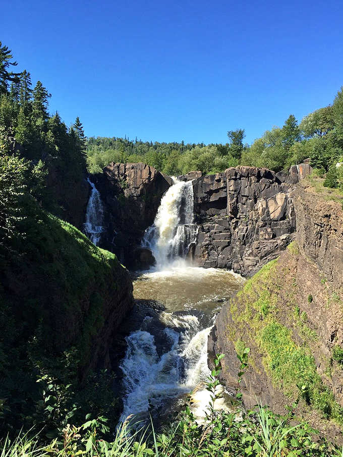 The money shot: This classic view of High Falls captures why photographers and nature lovers make the pilgrimage to Minnesota's northeastern corner.