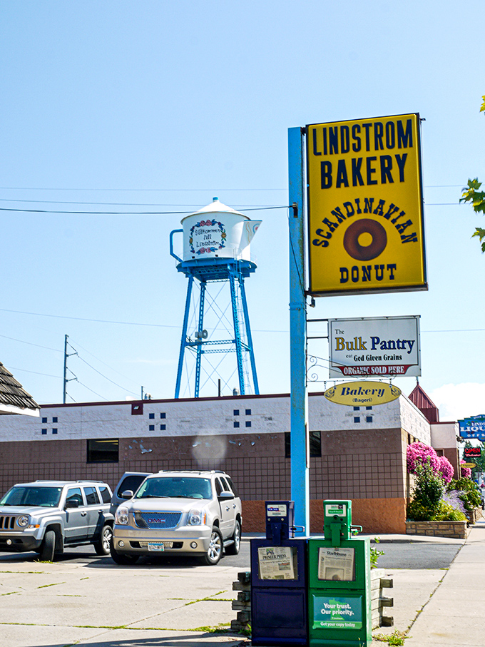 Made it to the spot! Ready to head inside for some fun browsing and great local finds. Let the adventure begin!