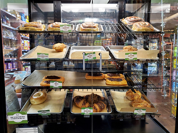 A glass case of freshly baked pastries offers morning motivation for early risers and sweet afternoon pick-me-ups for island explorers.