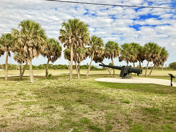 This impressive cannon reminds visitors that before Fort De Soto was a playground for beachgoers, it served a more serious purpose.