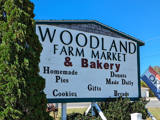 The sign says it all &ndash; homemade pies, daily donuts, and the kind of bakery that makes diets seem like a terrible idea.
