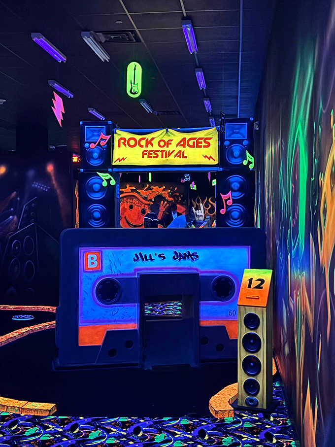 This oversized cassette tape hole brings new meaning to "mix tape" &ndash; your golf ball provides the unexpected remix.