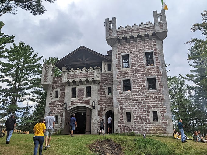 The castle's impressive fa&ccedil;ade draws visitors in for a closer look at this stone masterpiece rising unexpectedly from the Wisconsin wilderness.