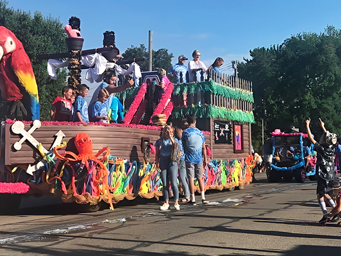 This pirate ship float sails the asphalt seas of Caseville, crewed by buccaneers who've traded rum for cheeseburgers and treasure for beads.