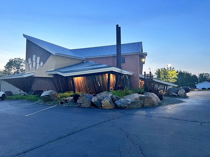 At night, the slanted design of Wausau Mine Company makes the whole place look delightfully off-kilter, giving the restaurant an extra dose of after-dark intrigue.