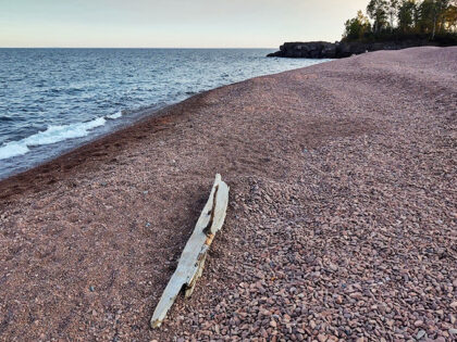 The Wonderfully Bizarre Pink Beach In Minnesota Where The Rocks Sing ...