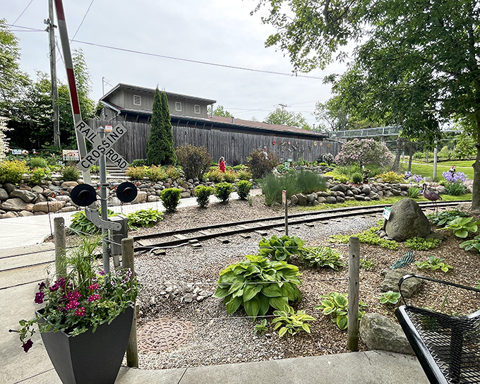 Stop in the name of fun! This railroad crossing adds authentic charm to the miniature train experience.
