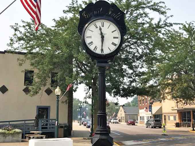 Another view of the iconic street clock, framing a quintessential small-town American scene that feels increasingly rare in our fast-paced world.