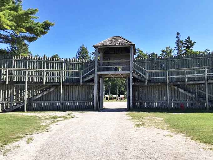 Halt, who goes there? The fort's imposing entrance gate stands ready to transport modern visitors three centuries back in time.