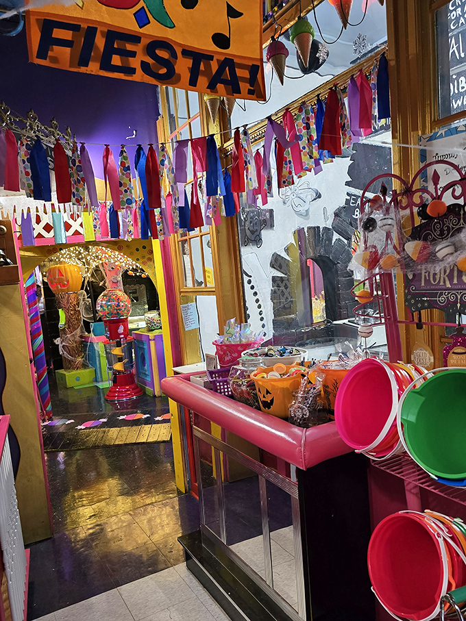 Step inside and witness sugar-fueled creativity unleashed &ndash; where fairy lights twinkle above a treasure trove of sweet nostalgia.