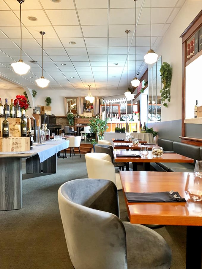 Step inside to discover an interior where elegance meets comfort &ndash; like your sophisticated friend's dining room, only with better lighting and no judgmental cats.