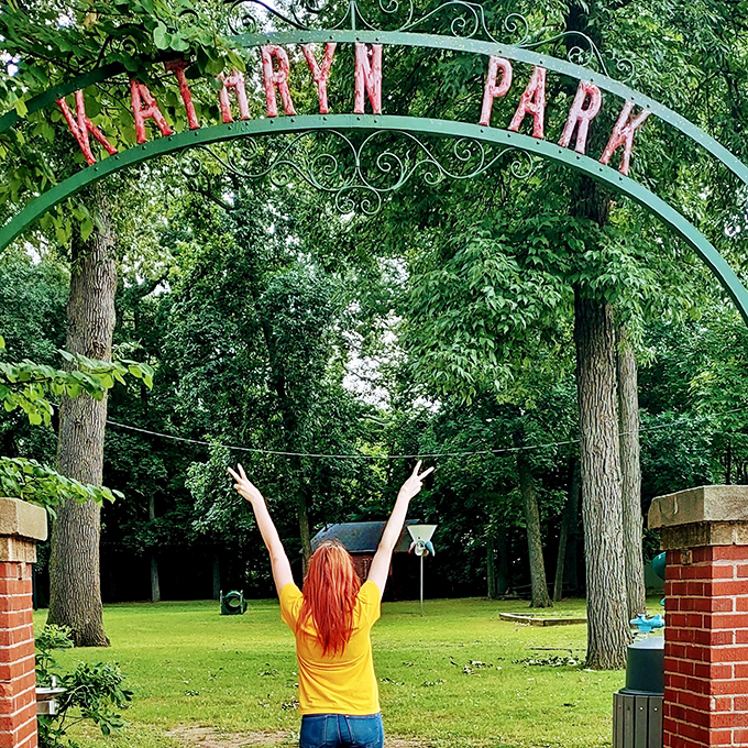Kathryn Park welcomes visitors with its charming arched entrance – the perfect spot for a moment of small-town serenity.