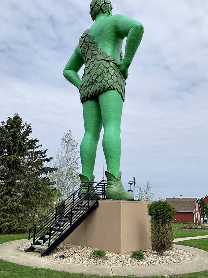 Even from behind, there's no mistaking this verdant visitor &ndash; his back view reveals the impressive craftsmanship of his 8,000-pound fiberglass form.