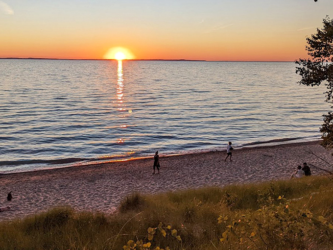 Nature's nightly masterpiece paints the sky in impossible hues, silencing even the most dedicated smartphone addicts into genuine awe.