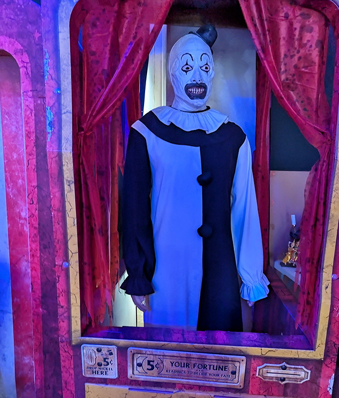 This fortune-telling clown doesn't just predict your future &ndash; it practically guarantees nightmares for a mere nickel.