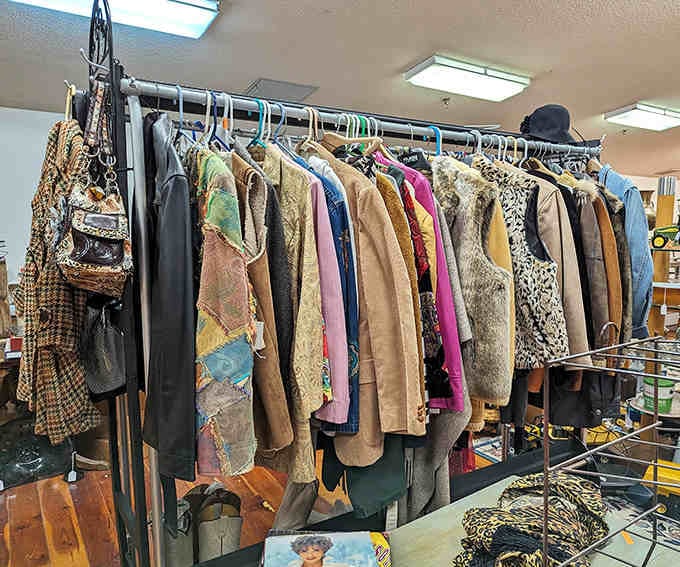 Vintage fashion awaits new adventures – these coats and dresses have already lived fascinating lives and are ready for their next chapter.