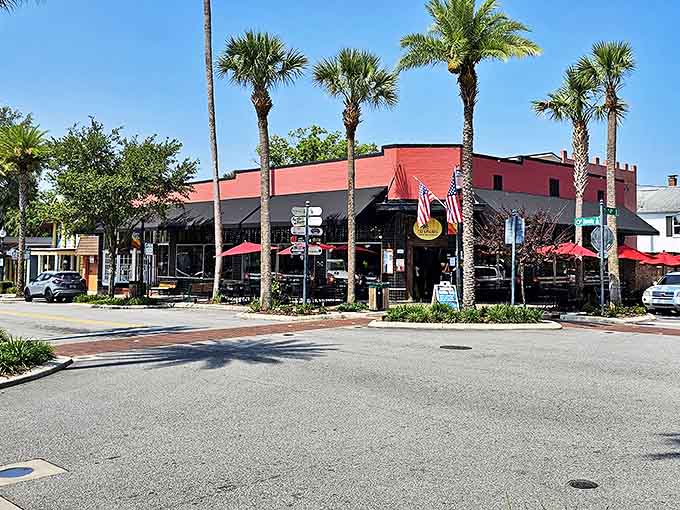 Las Palmas Cuban Restaurant brings a splash of vibrant flavor to Mount Dora, where Cuban cuisine meets Florida hospitality.
