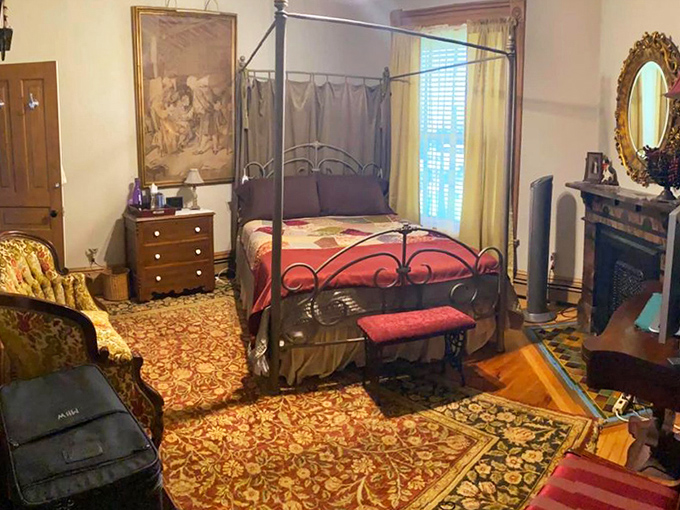 The Queen bedroom offers Victorian elegance with modern comfort &ndash; a four-poster bed draped in period-appropriate linens invites peaceful slumber.