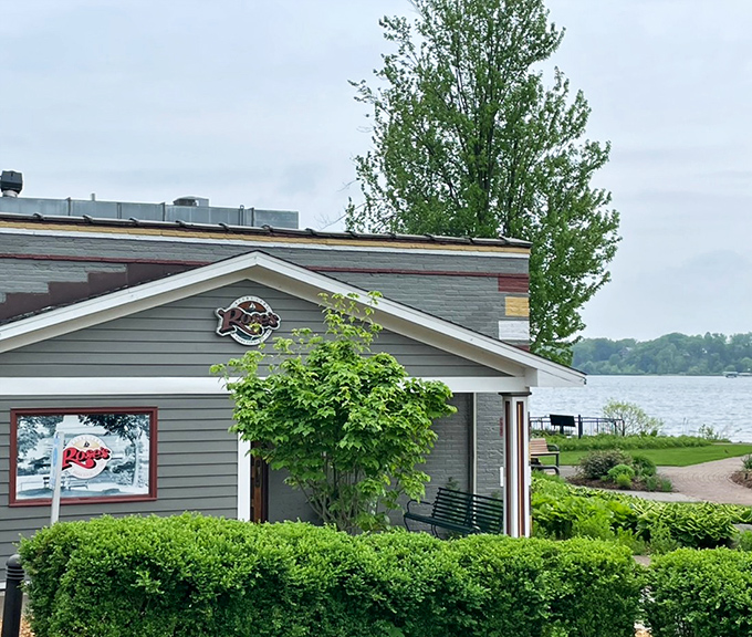 Rose's: Lakefront dining at its finest, where fresh catches and cold drinks come with a side of spectacular water views.