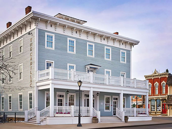 Cadillac House: This meticulously restored landmark stands as a testament to Lexington's prosperous past while welcoming new generations of visitors.
