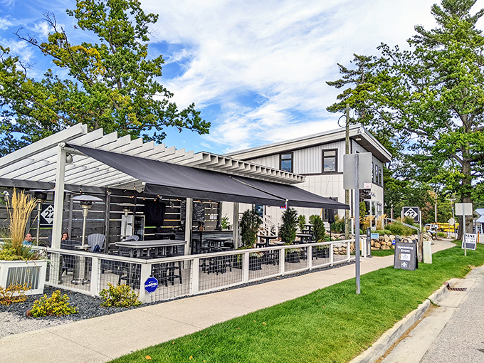 Glen Arbor nestles between waters like a cozy hamlet that somehow combines wilderness adventure with gourmet ice cream. Best of both worlds!