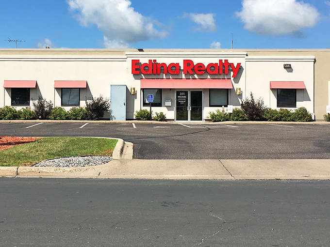 Edina Realty's Buffalo office helps newcomers discover their own piece of this charming Minnesota town, where real estate reflects the area's appeal.