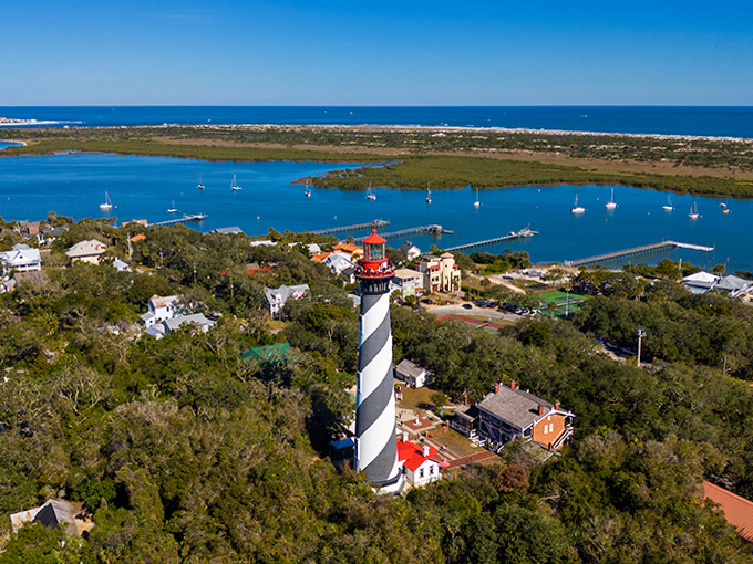 From above, the lighthouse commands spectacular views of Matanzas Bay and the Atlantic, where countless ships have passed under its watch.