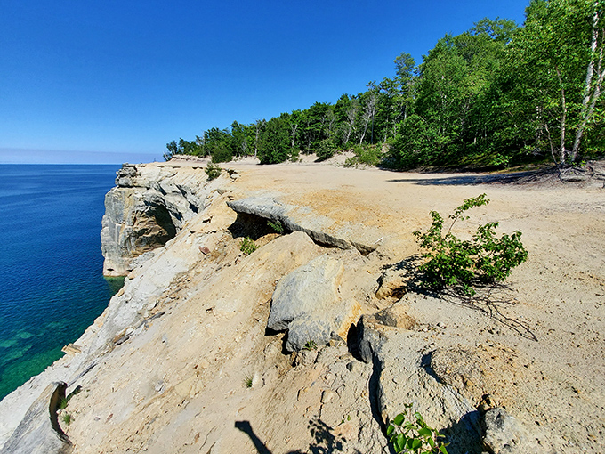 Layers of mineral-stained sandstone create nature's own abstract painting, with colors that would make Georgia O'Keeffe reach for her brushes.