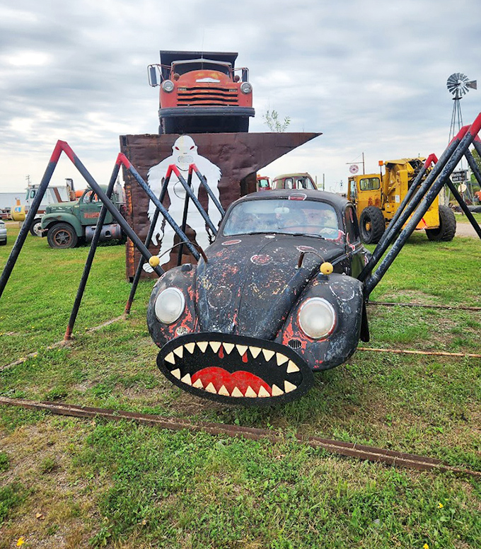 This automotive arachnid seems ready to scuttle across the prairie, its headlight eyes watching for unsuspecting tourists to surprise.