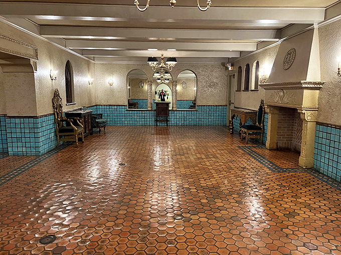 Even the lounge areas maintain the Fox's commitment to opulence &ndash; this isn't just a theater, it's a palace of entertainment.