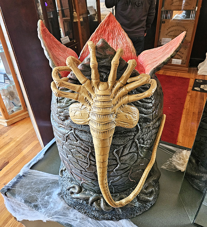 This xenomorph egg and facehugger replica would make H.R. Giger proud &ndash; biomechanical nightmare fuel for sci-fi horror fans.