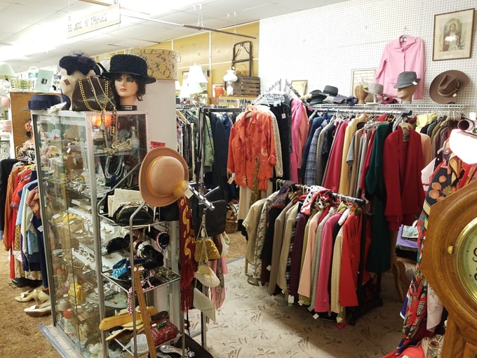 Antiques Mall of Madison 6