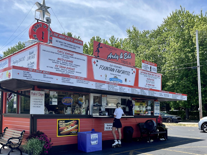 Ardy & Ed's Drive-In 9