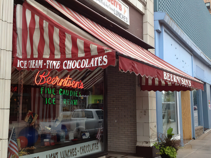 Beerntsen's Confectionary Inc 1