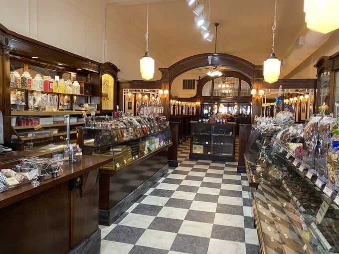 Beerntsen's Confectionary Inc 8