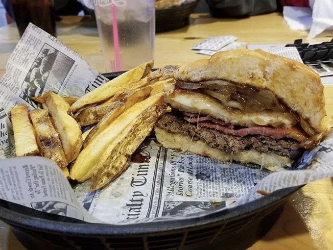 Gronks Grill & Bar 5