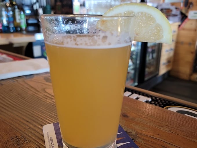 Gronks Grill & Bar 9