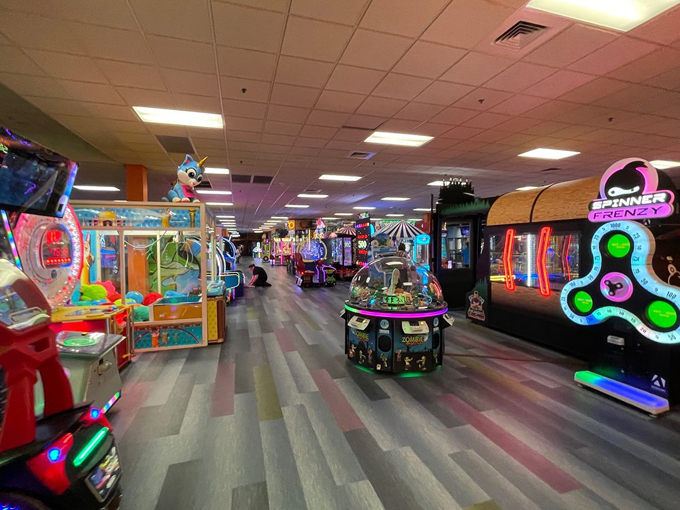 Knuckleheads Trampoline Park 4