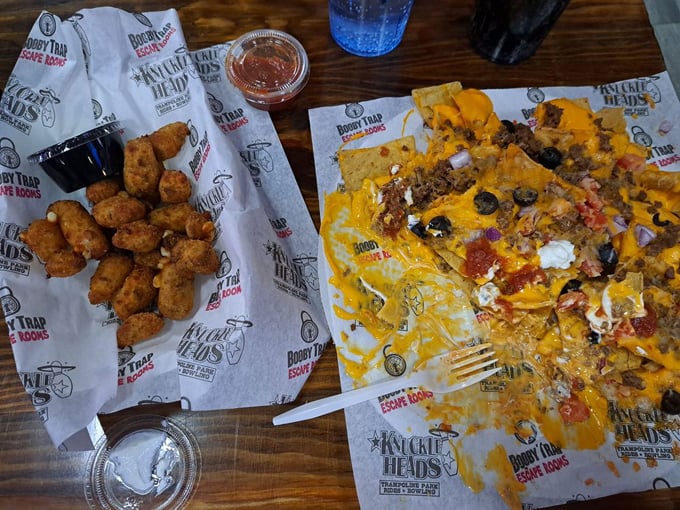 Knuckleheads Trampoline Park 8