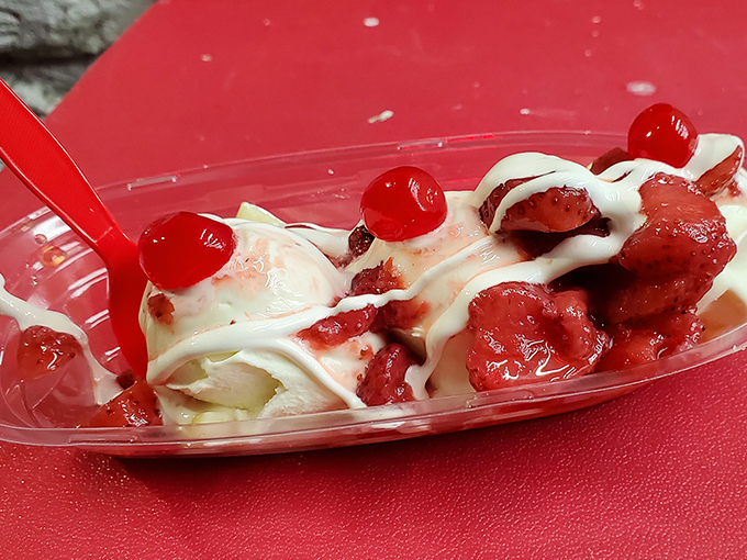 Leon's Frozen Custard 3