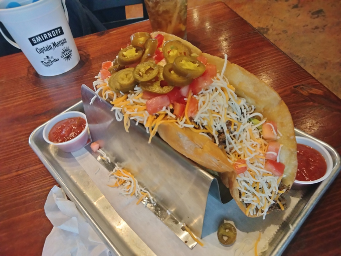 Mallie's Sports Grill & Bar 7