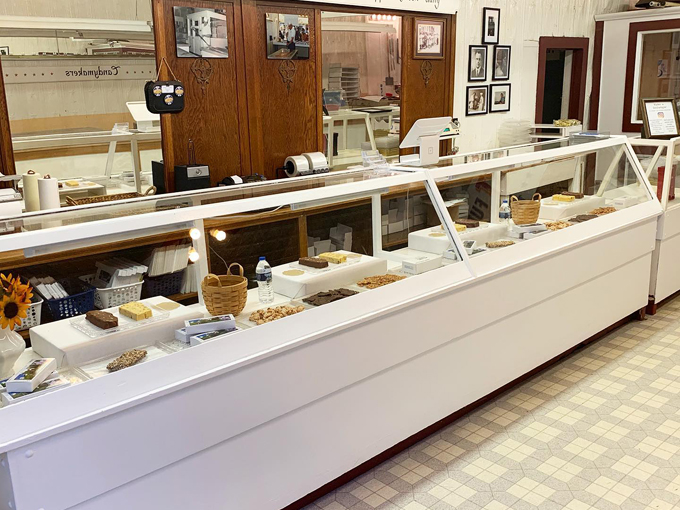 May&rsquo;s Candy Shop 3