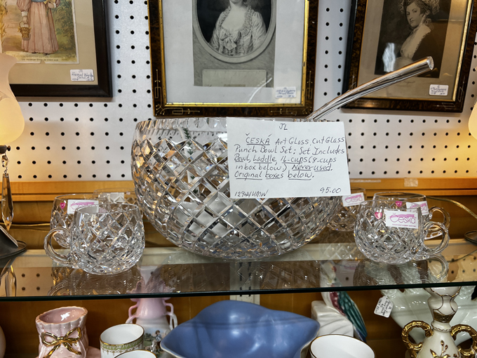 odd fellows antiques 9