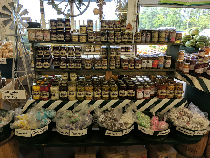 Peck&rsquo;s Farm Market East 4