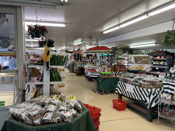 Peck&rsquo;s Farm Market East 7